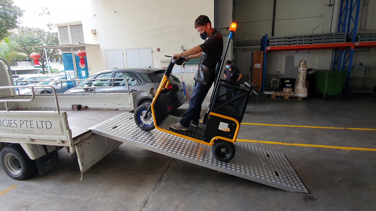 Electric Utility Vehicle & Battery Operated Cart – POWER FORCE ...